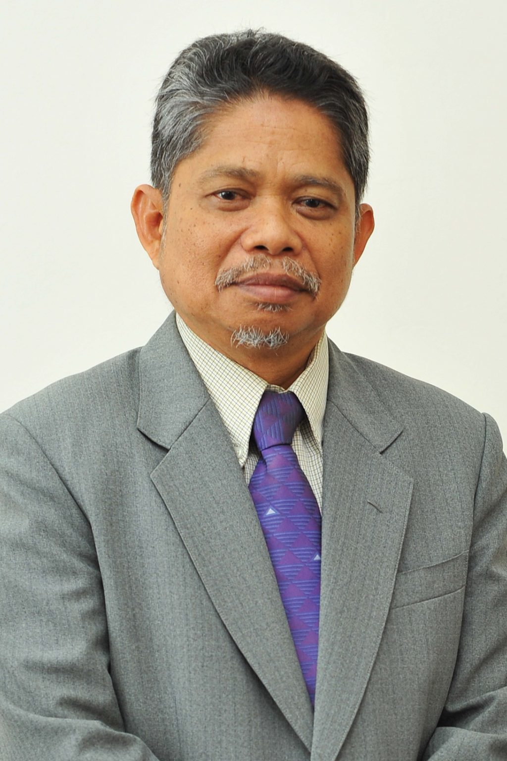 Staf Kolej Kediaman – Kolej Kediaman